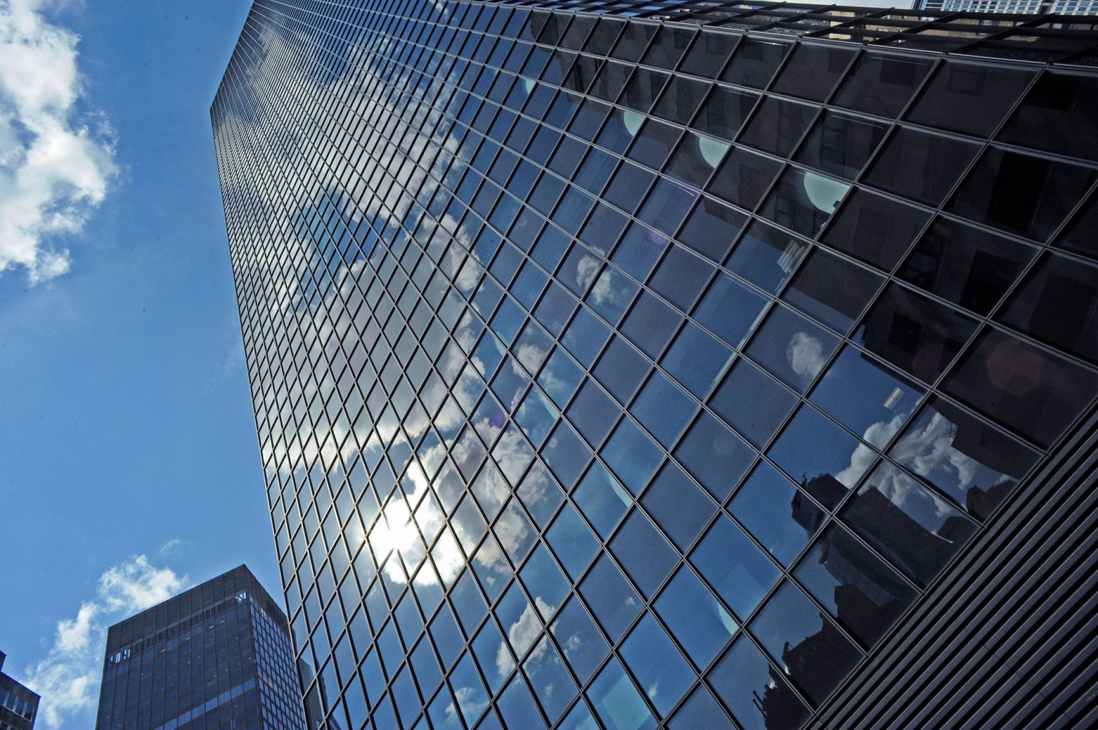 The Building - 101park - The Center of Everything